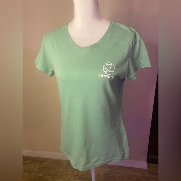 Southern Lure | Tops | Southern Lure Shirt | Poshmark